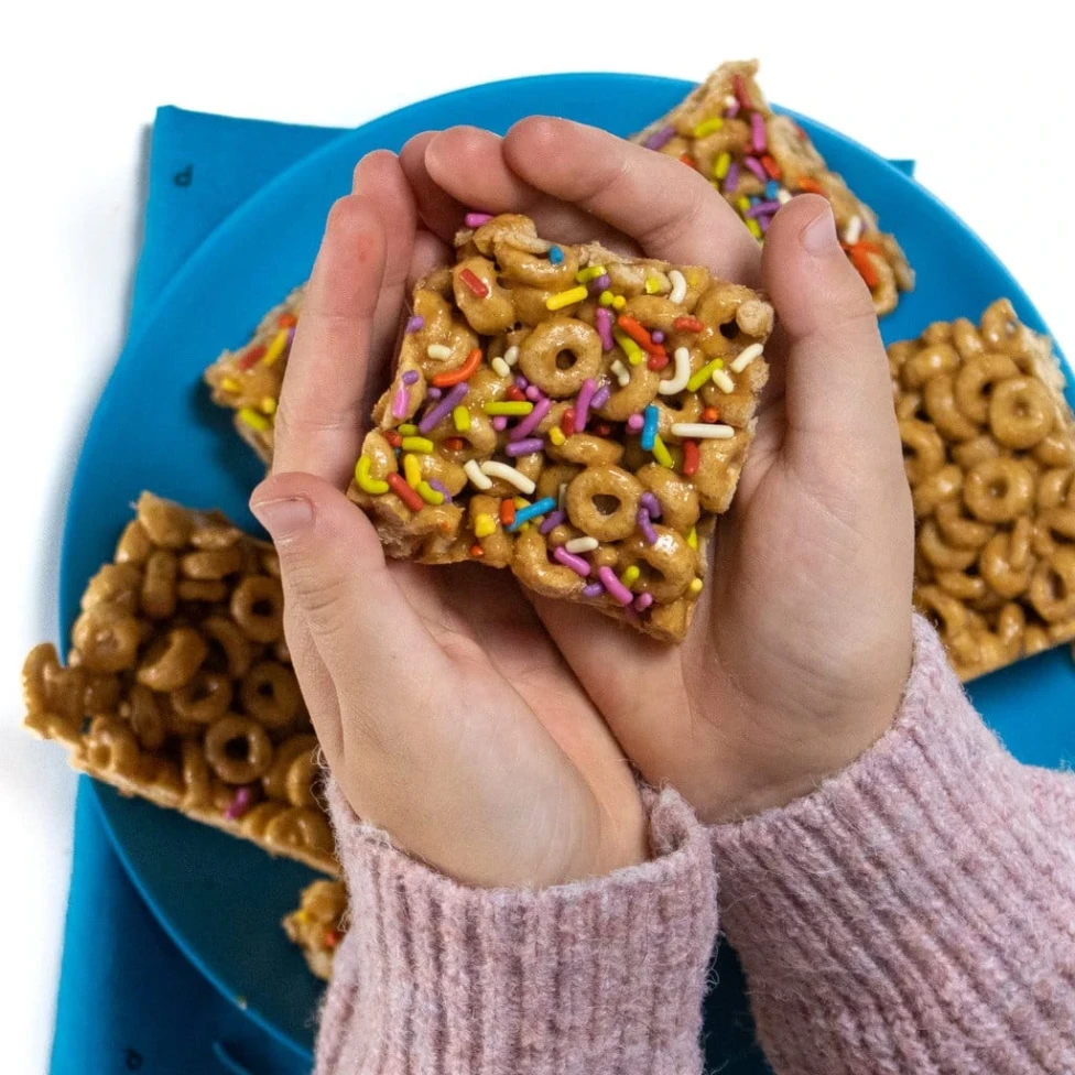 Foryoueats: Easy 3-Ingredient Cereal Bars